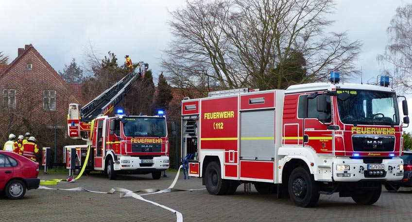 Nachrichten Minden - Mindener Feuerwehren rücken zu zwei Bränden aus ...