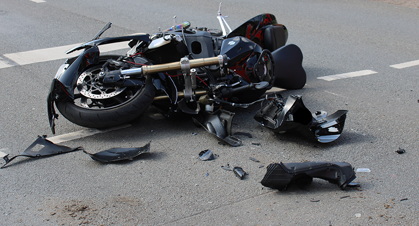 Nachrichten Minden - Motorradfahrer wird bei Auffahrunfall schwer verletzt - HALLO MINDEN