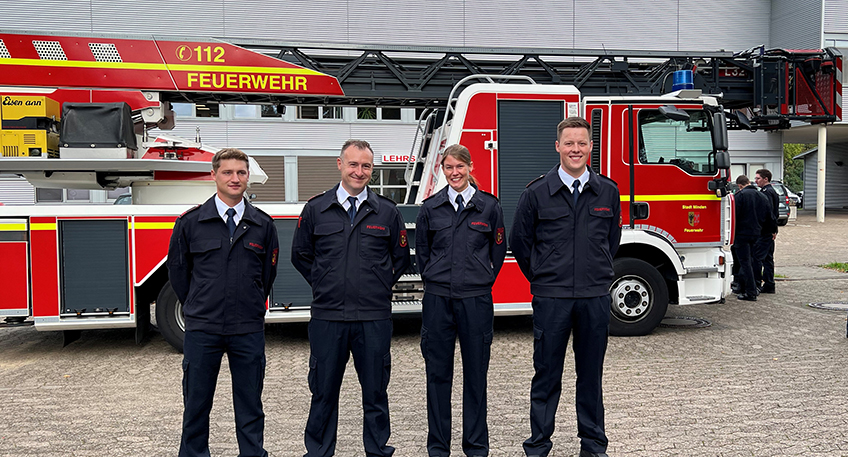 Nachrichten Minden - Selbst ausgebildet: Vier neue Brandmeister für ...