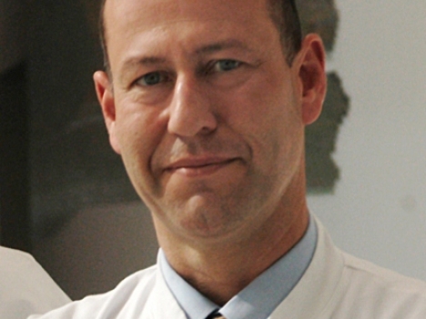 Nachrichten Minden - Mindener Neurologe in den Vorstand gewählt - HALLO ...